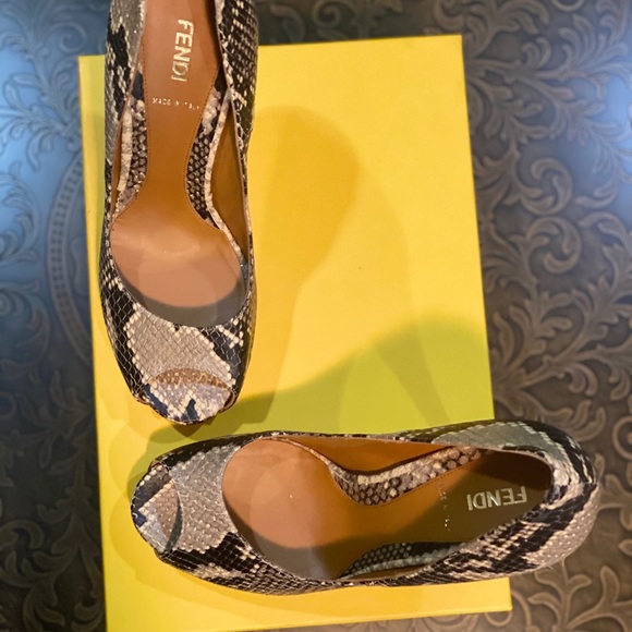Fendi | Shoes | Fendi Snake Print Sabbia Spuntata Vitello Pumps | Poshmark